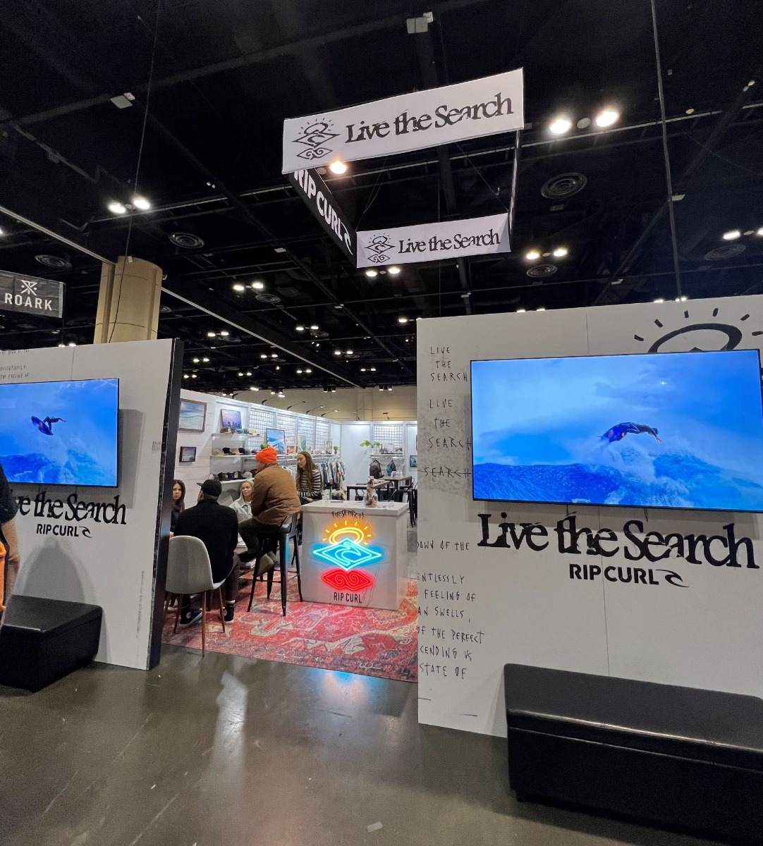 RIP CURL Retail & Expo Signs Made by Custom Neon® - Retail Signage Showcase